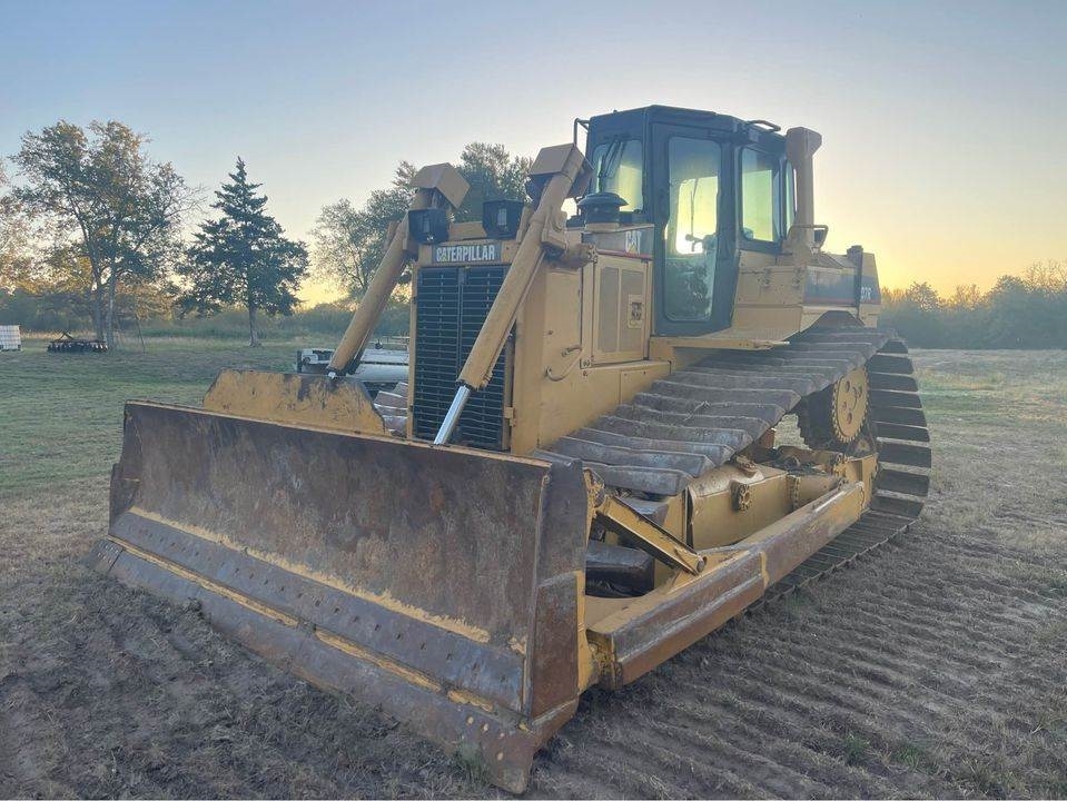 CAT D6R