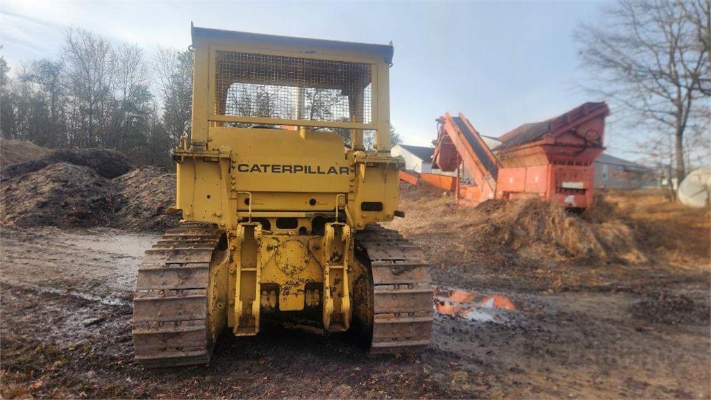 CAT D7F