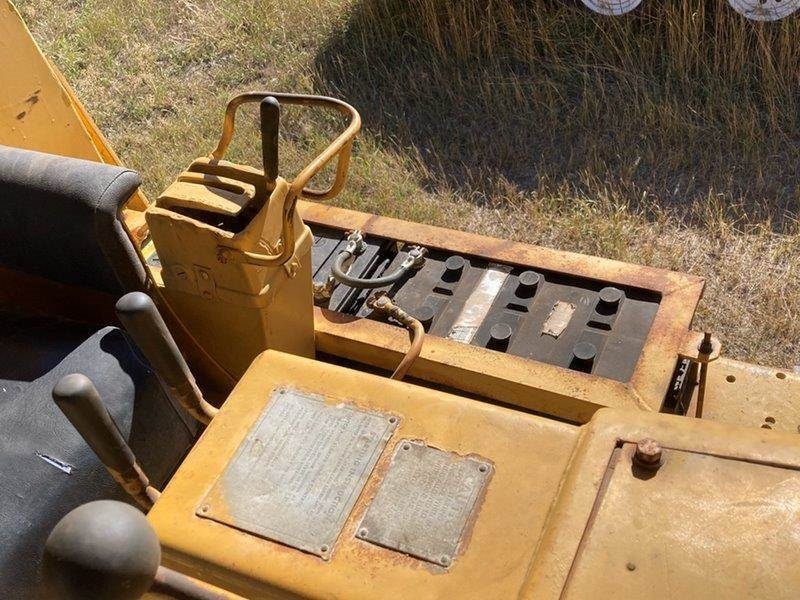 CAT D8H