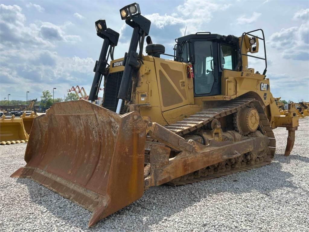 CAT D8T
