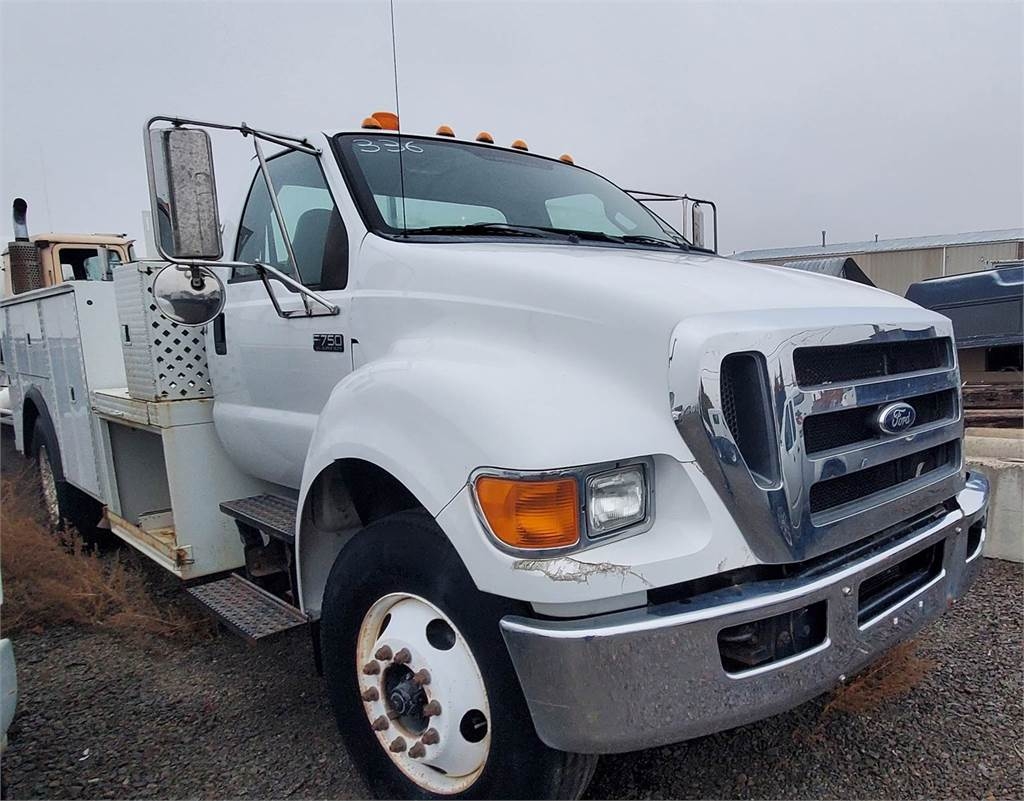 Ford F-750