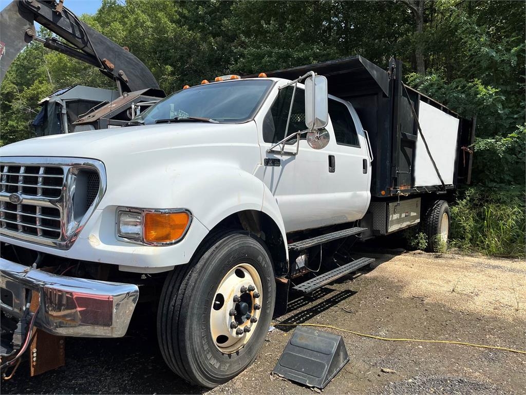 Ford F-750