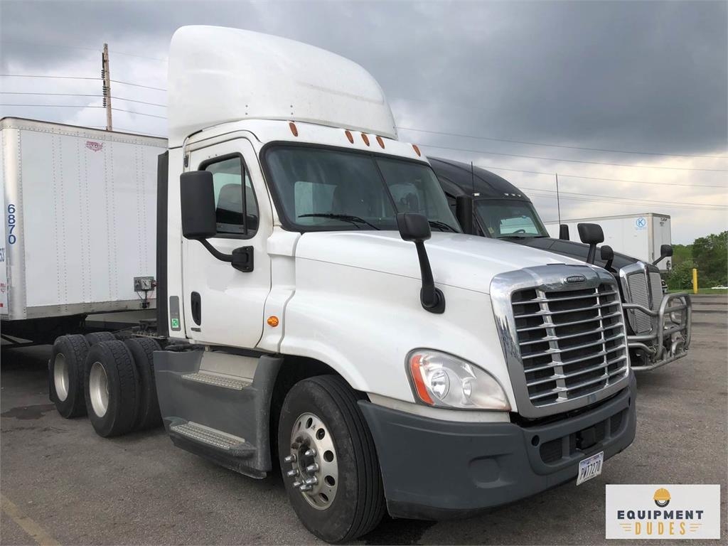 Freightliner Cascadia 125