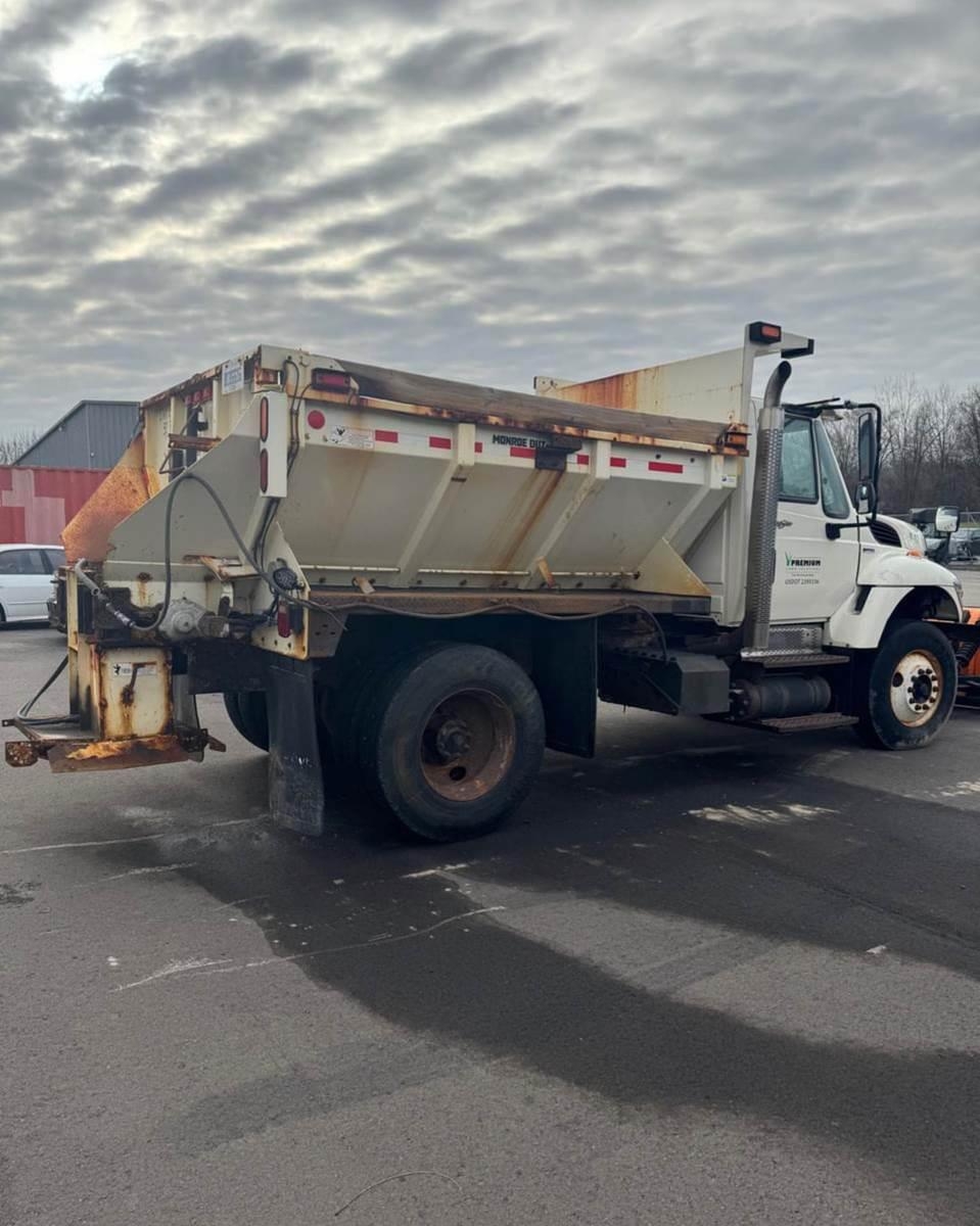 International 7300