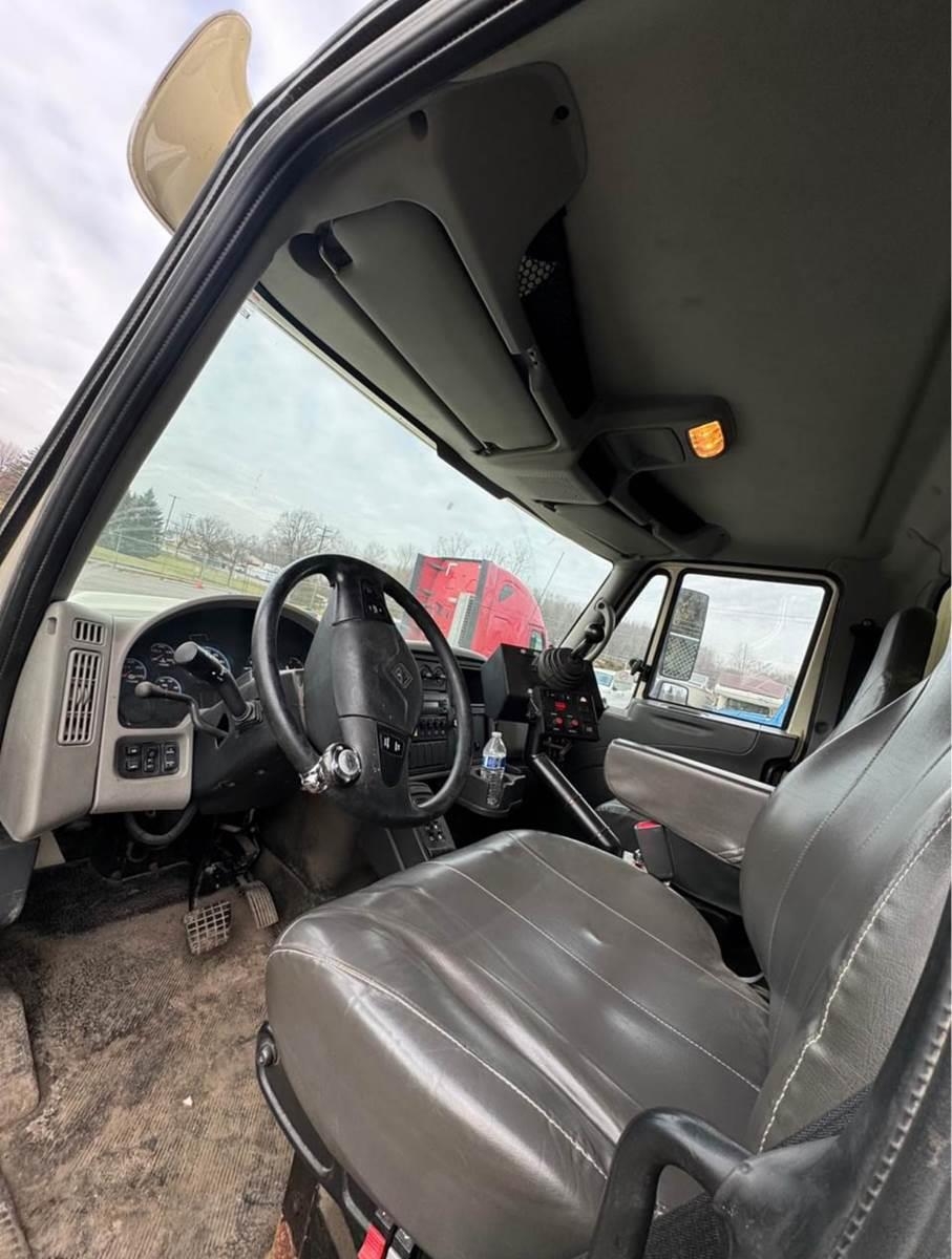 International 7300