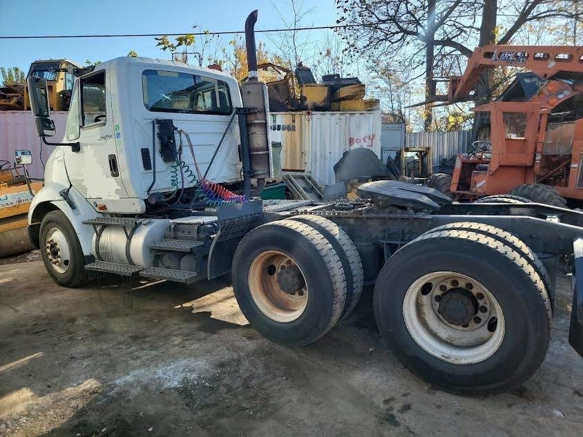 International 8600 SBA