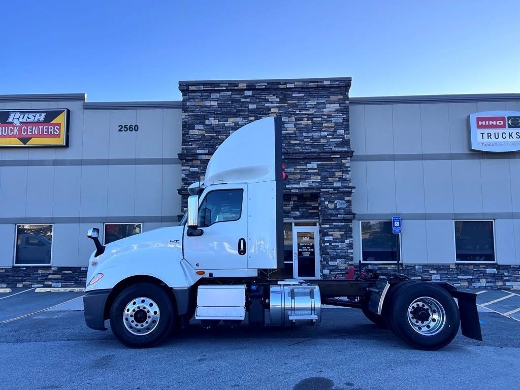 T/A Day Cab Truck Tractor For Sale | Ritchie List
