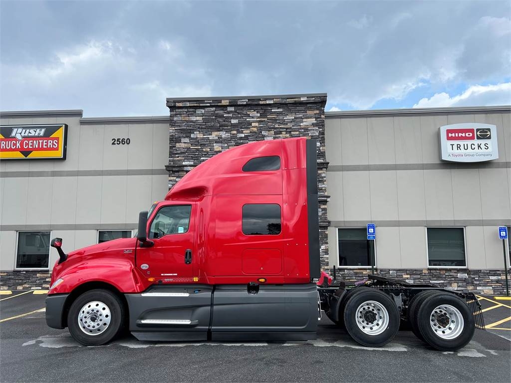 International Heavy Duty Trucks & Truck Trailers For Sale | Ritchie List