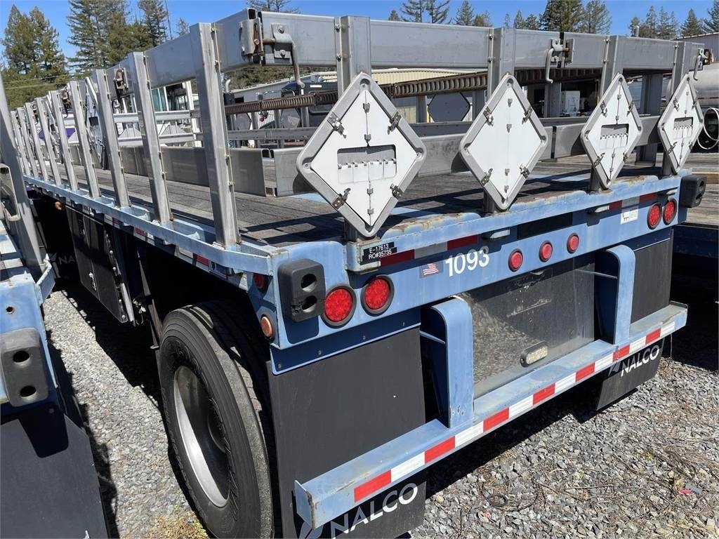 Jet 24 FT. 2-AXLE FLATBED PULL TRAILER
