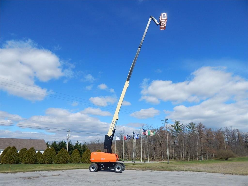 JLG 860SJ