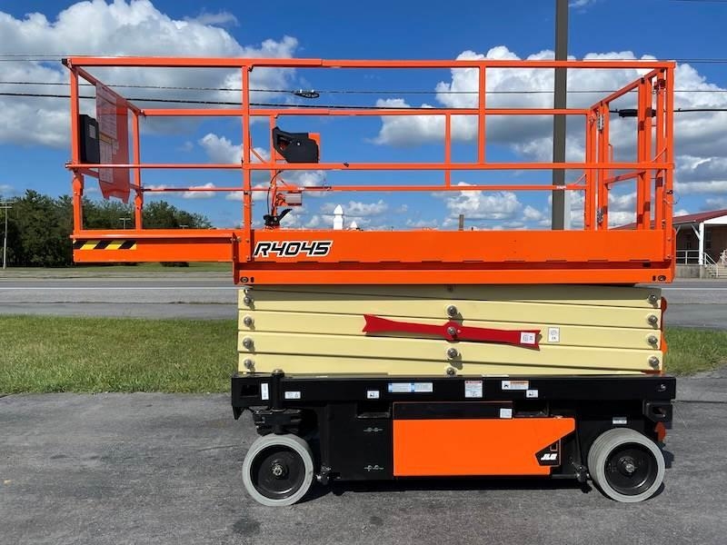 JLG R4045