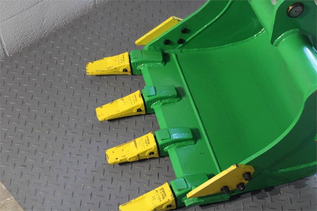 JM Attachments JMA GP Bucket 24" inch Mini Excavator