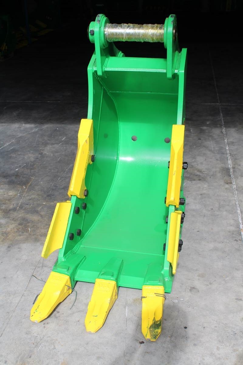JM Attachments JMA Heavy Duty Rock Bucket 24" Caterpi