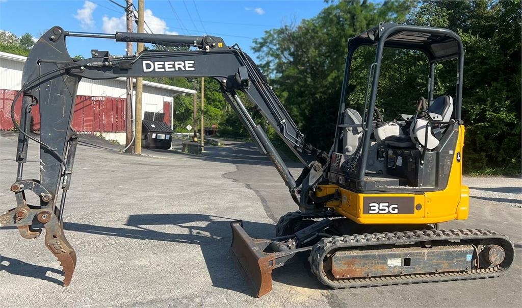 John Deere 35G
