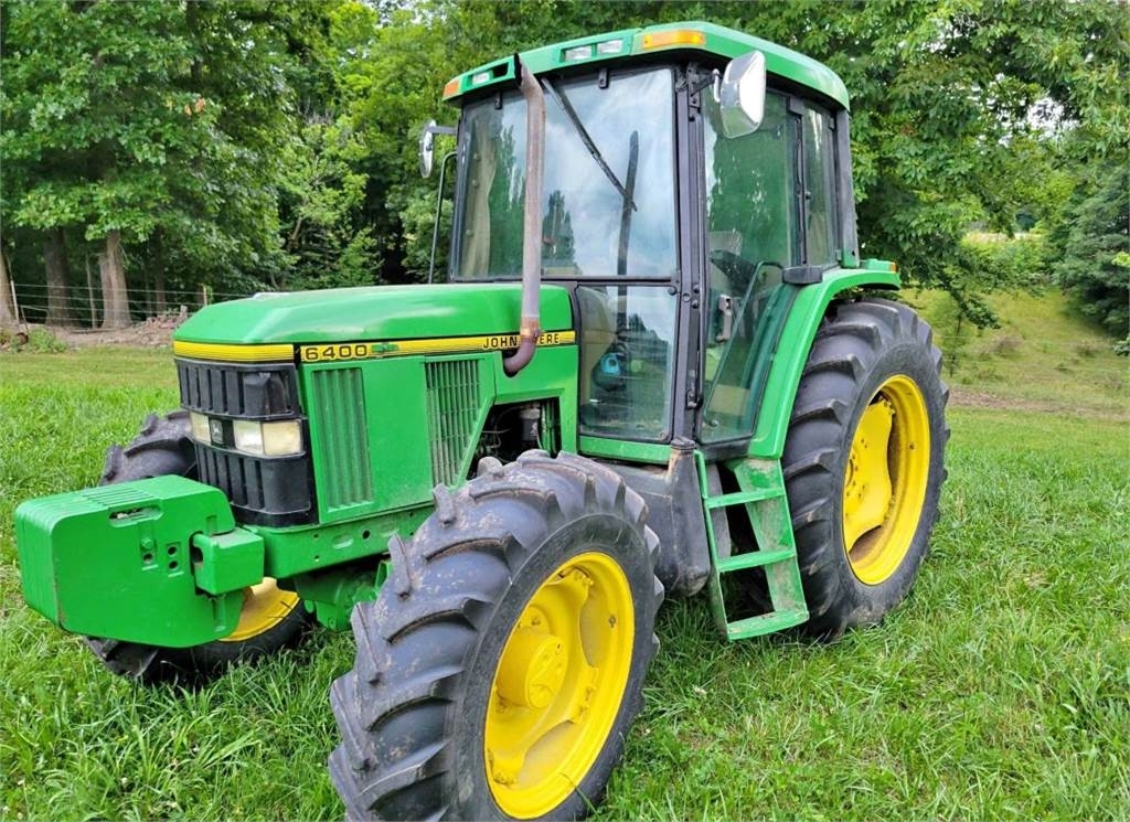 John Deere 6400
