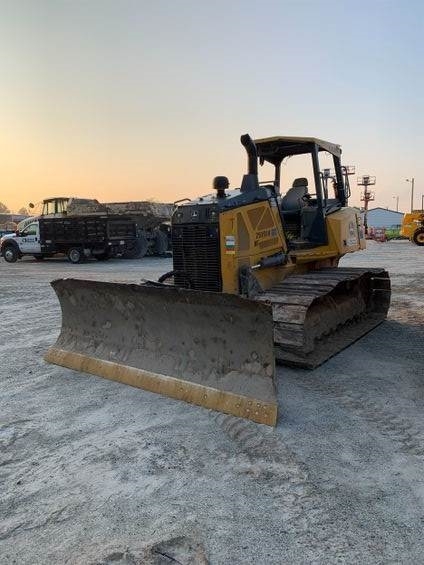 John Deere 700K