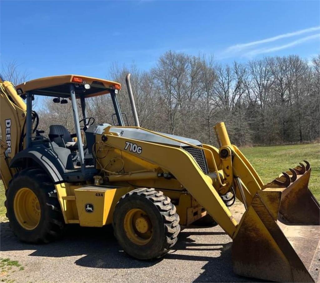 John Deere 710G