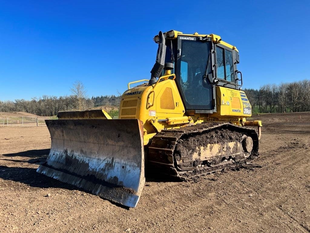 Komatsu d39