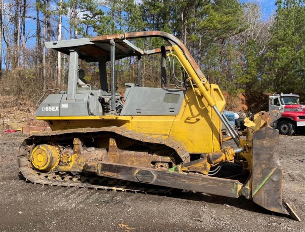 Komatsu D65EX-12