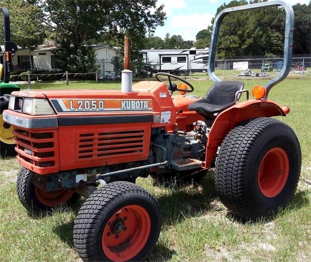 Kubota L2050