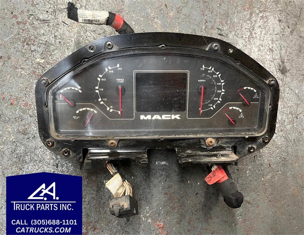 Mack LE613