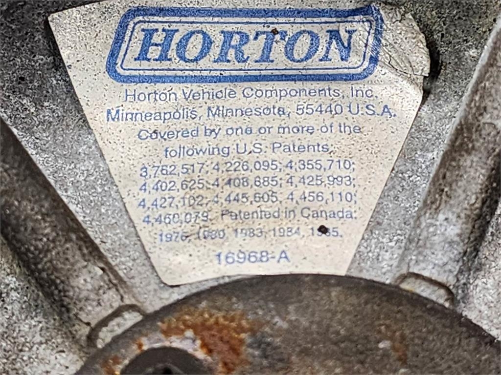 Mercedes-Benz MBE 900