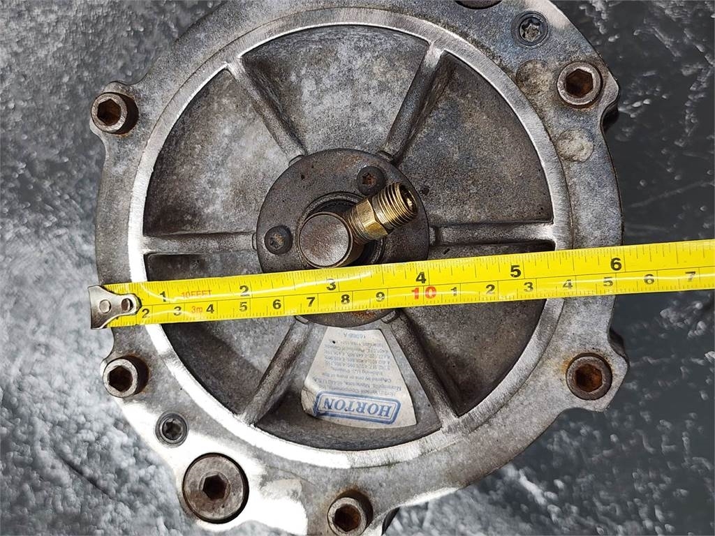 Mercedes-Benz MBE 900