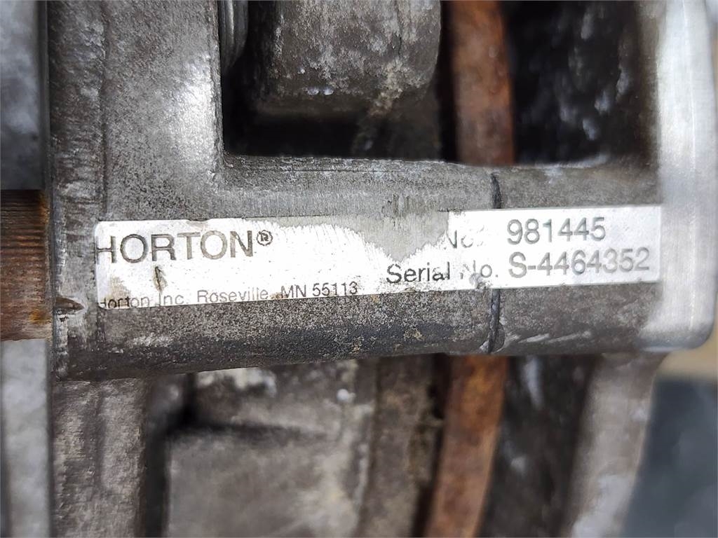 Mercedes-Benz MBE 900