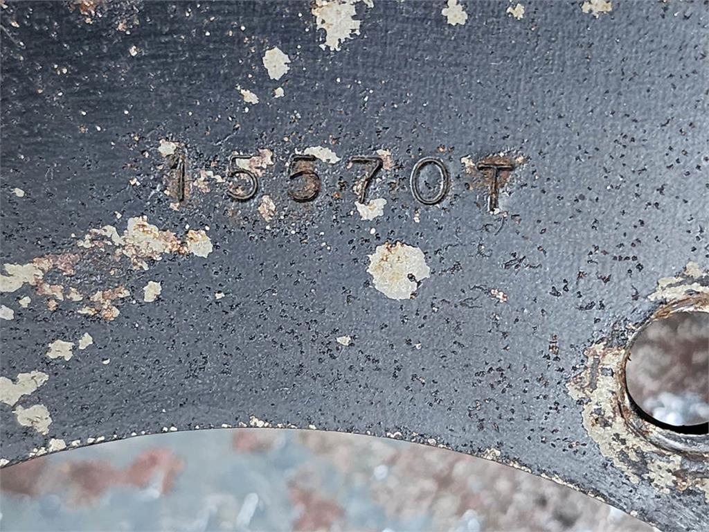 Mercedes-Benz MBE 906