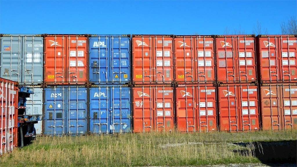 [Other] Custom Built Nice Clean Containers