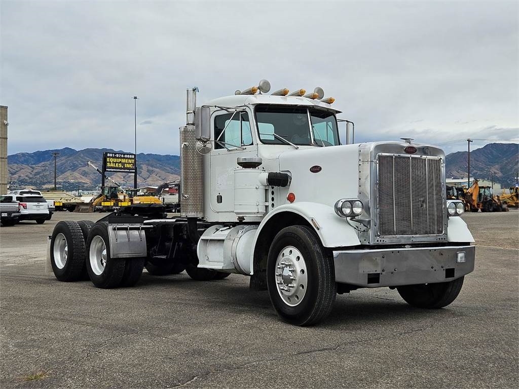 Peterbilt 359