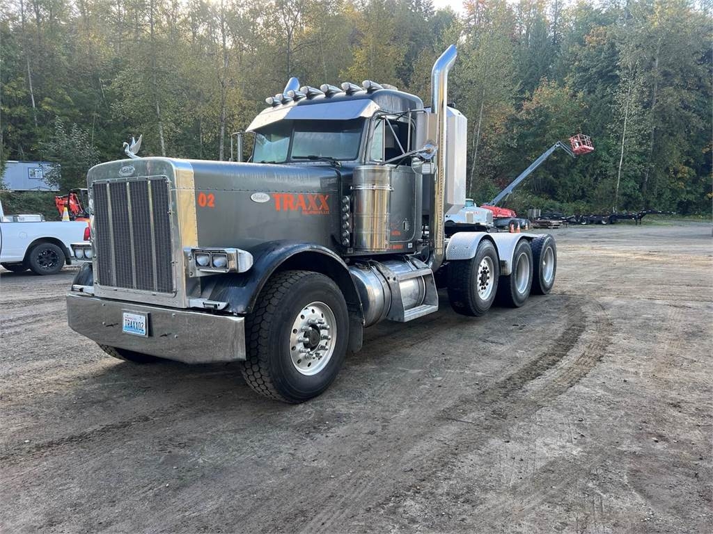 Peterbilt 379 T/A Day Cab Truck Tractor For Sale | Ritchie List