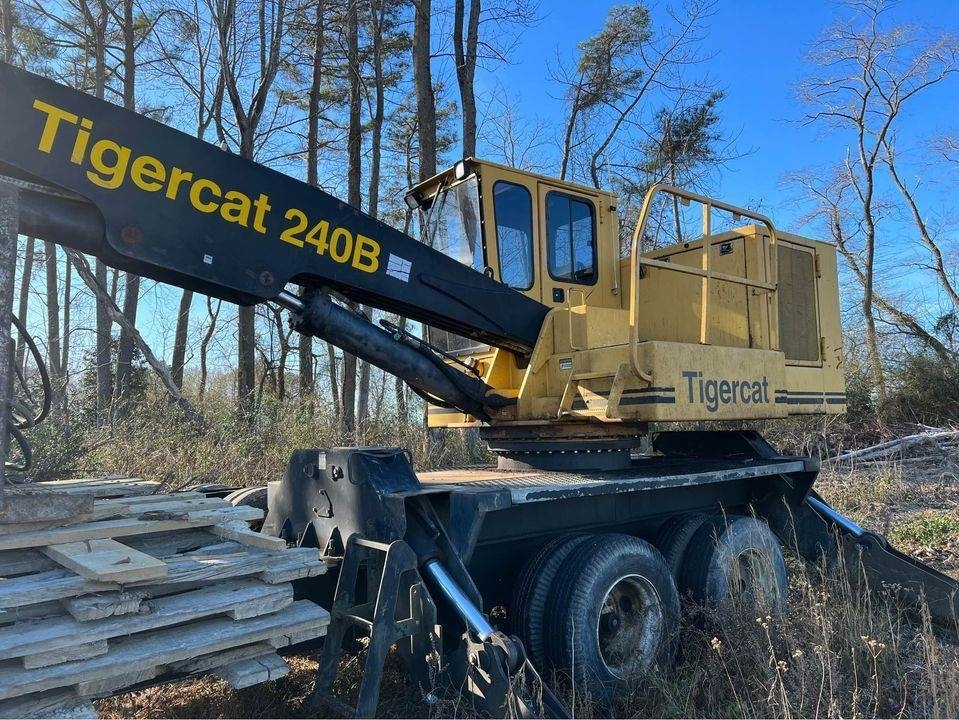 Tigercat 240B