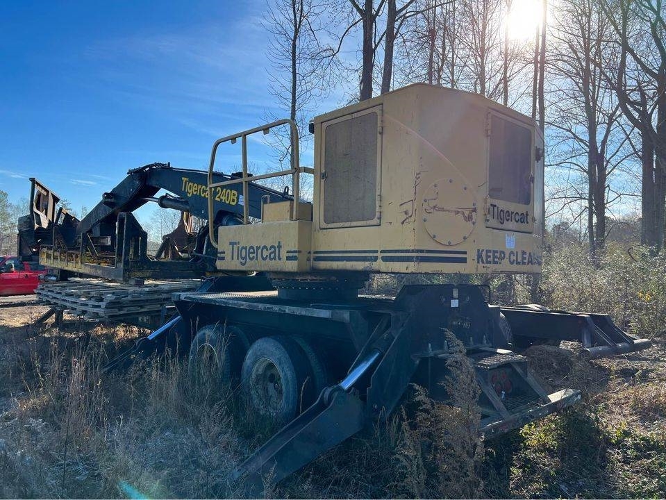 Tigercat 240B