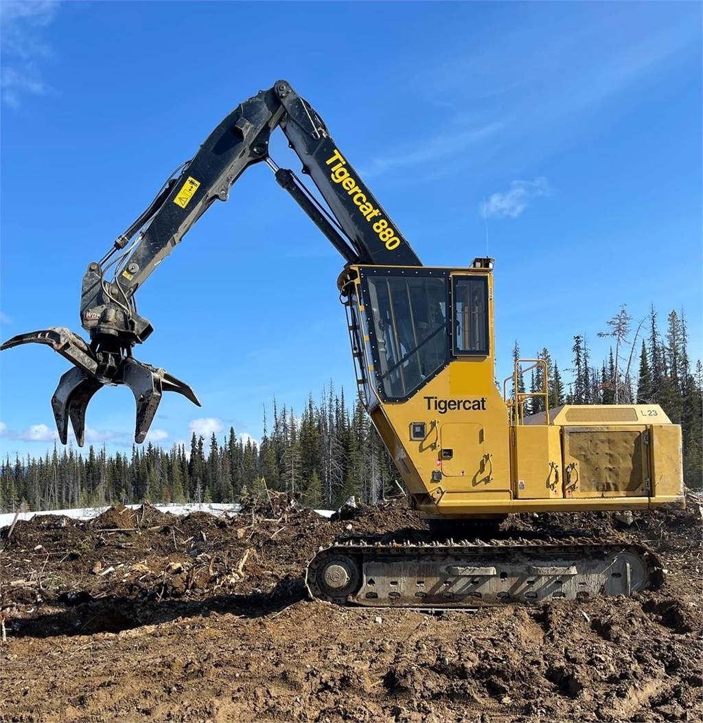 Tigercat 880