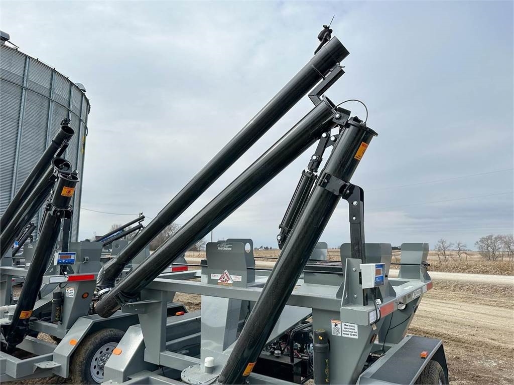 Travis Seed Cart HSC2200