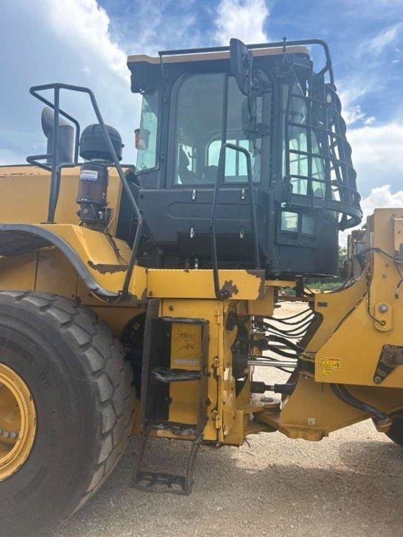 CAT Lift Trucks 966M