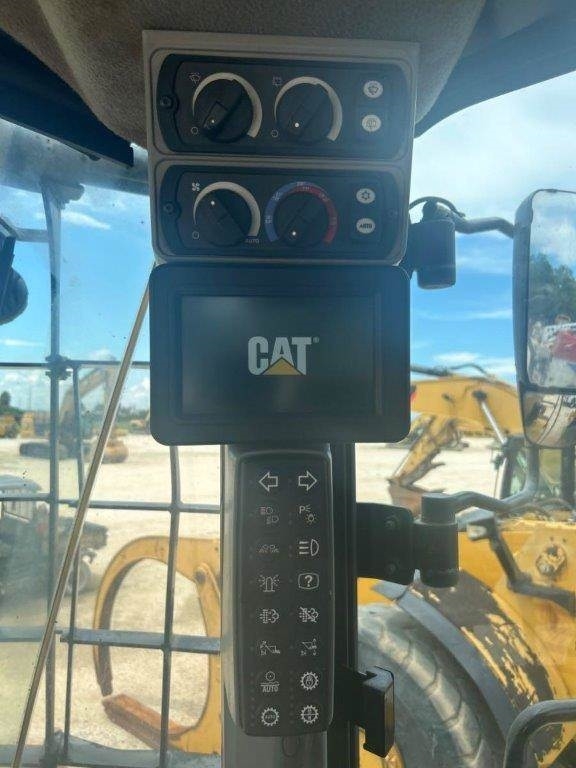 CAT Lift Trucks 966M