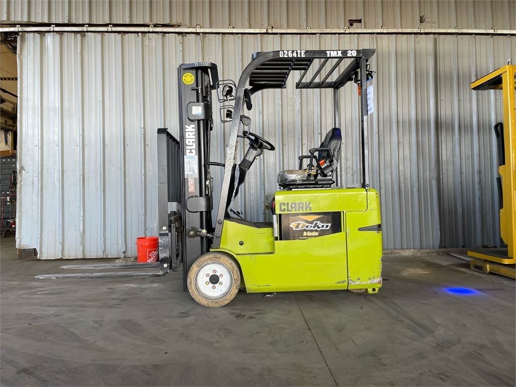 Clark Material Handling Company TMX20