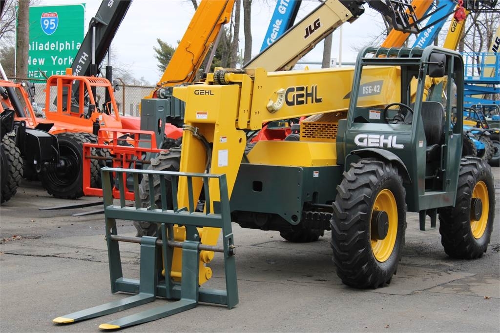 Gehl RS6-42