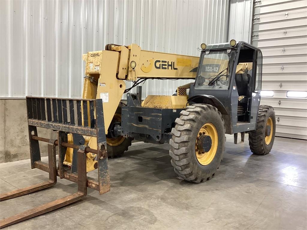 Gehl RS8-42