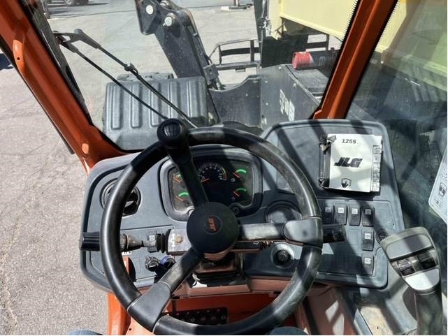 JLG 1255
