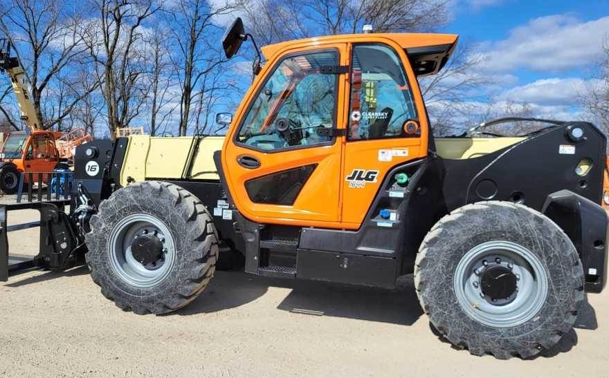 JLG 1644