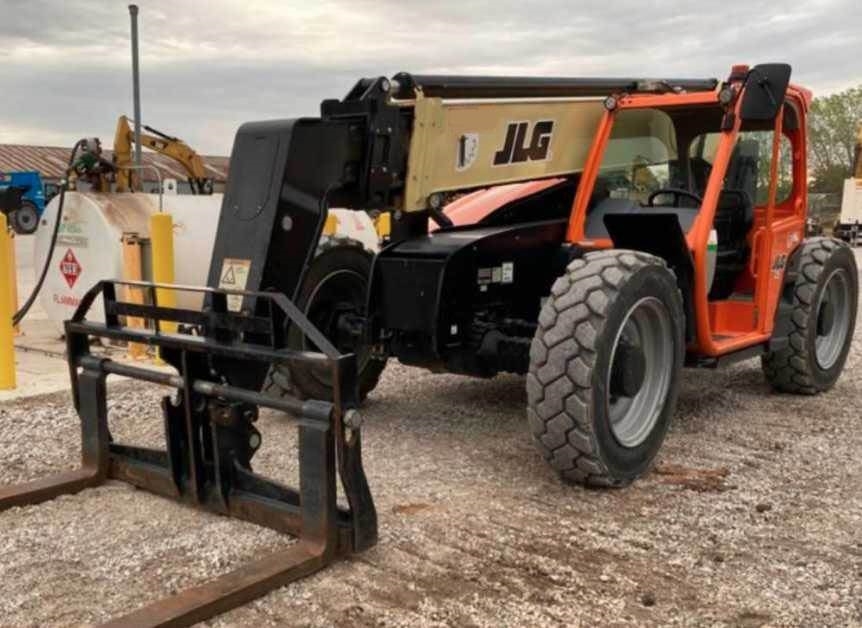 JLG 943