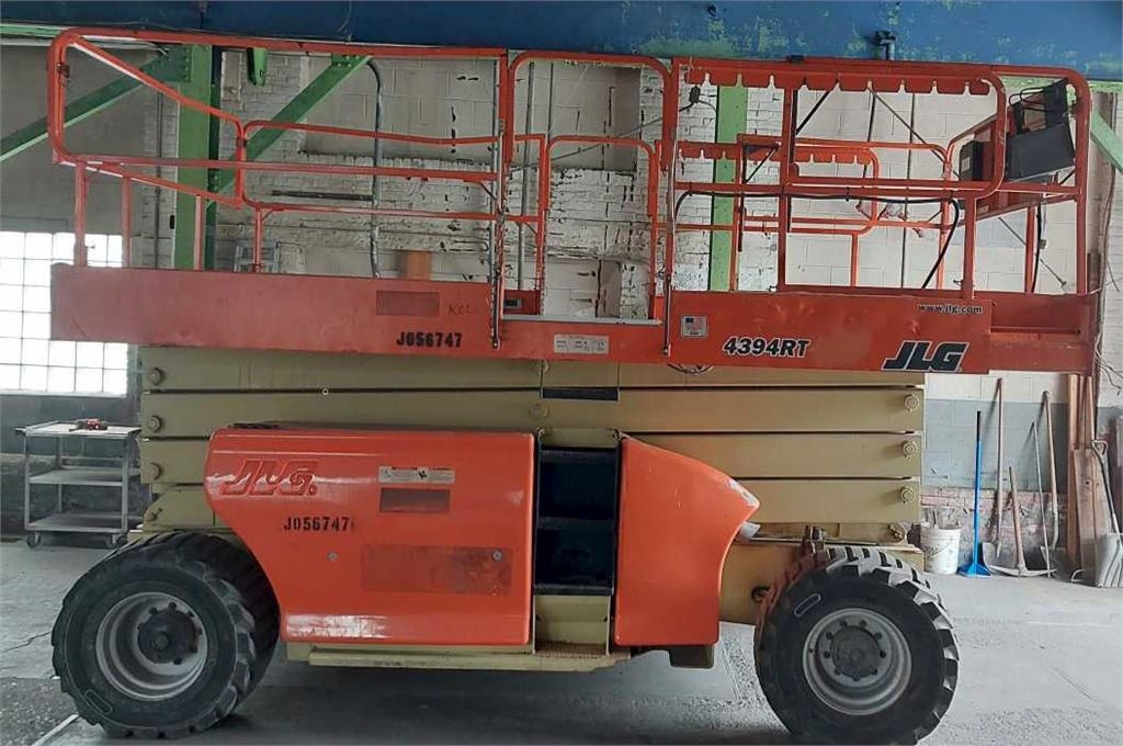 JLG RT4394