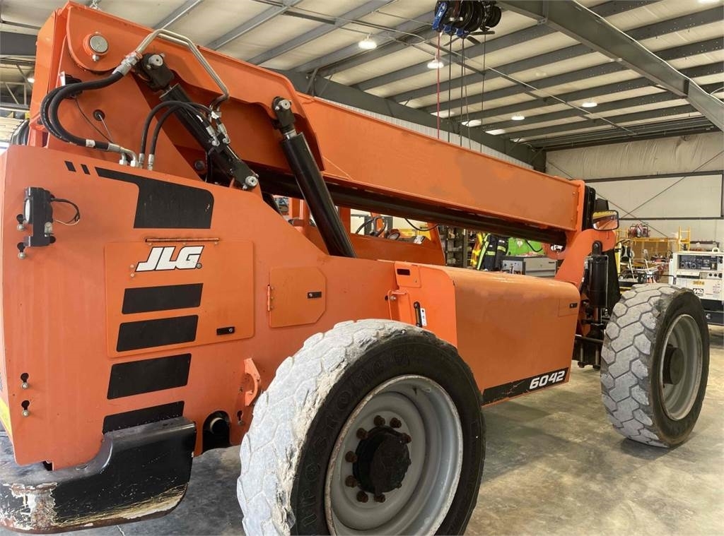 SkyTrak JLG Industries, Inc. 6042