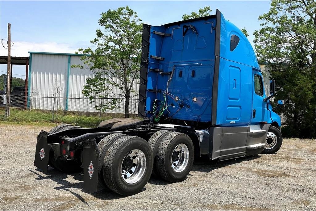 Freightliner Corp. CASCADIA
