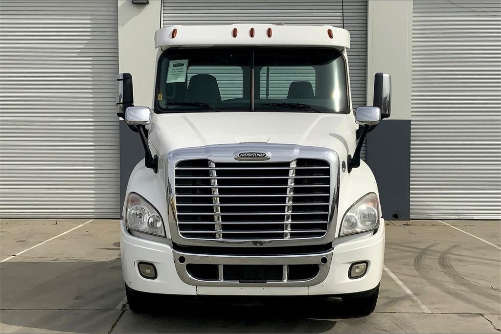 Freightliner Corp. CASCADIA