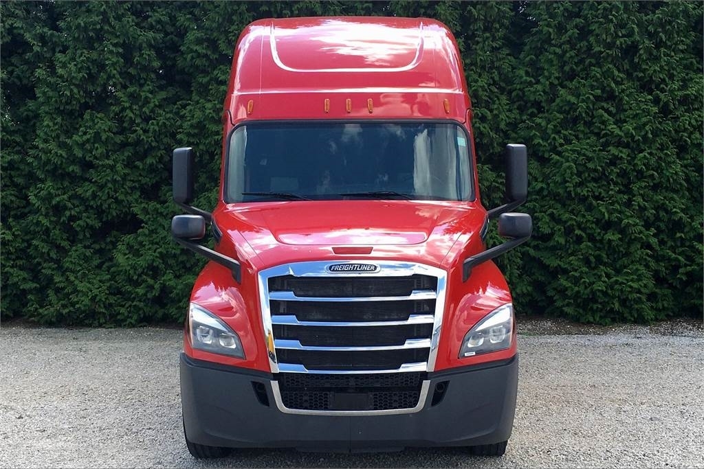 Freightliner Corp. CASCADIA