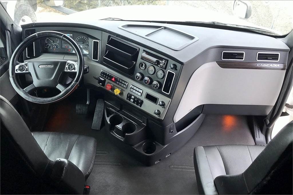 Freightliner Corp. CASCADIA